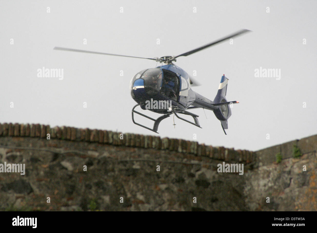 One of the three helicopters, which circuited the Odescalchi castle ...