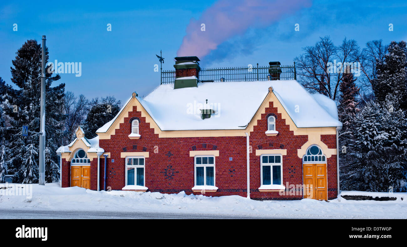 Chimney smoke house hi-res stock photography and images - Alamy