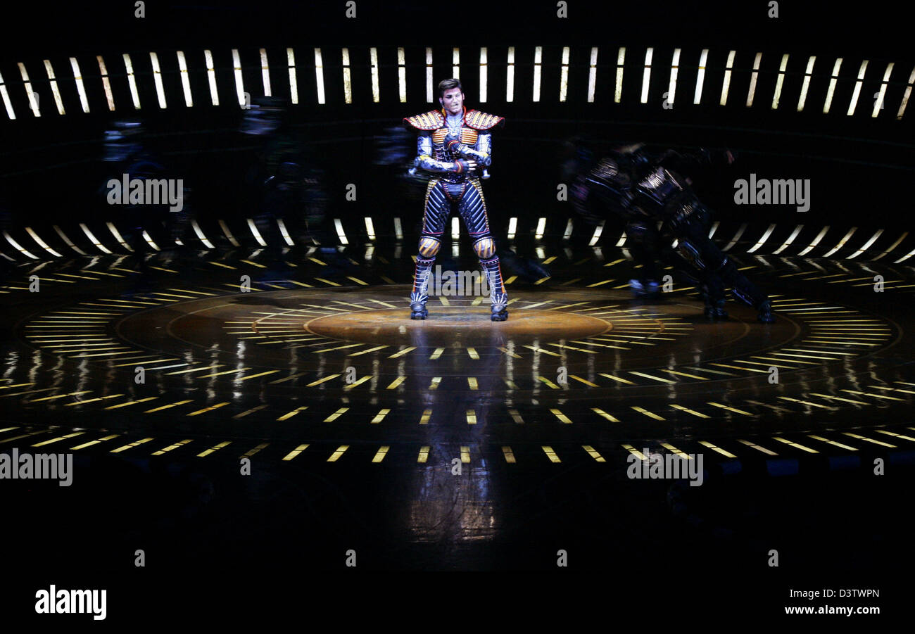 (dpa file) - Chris Barron performs as Greaseball during the musical ...