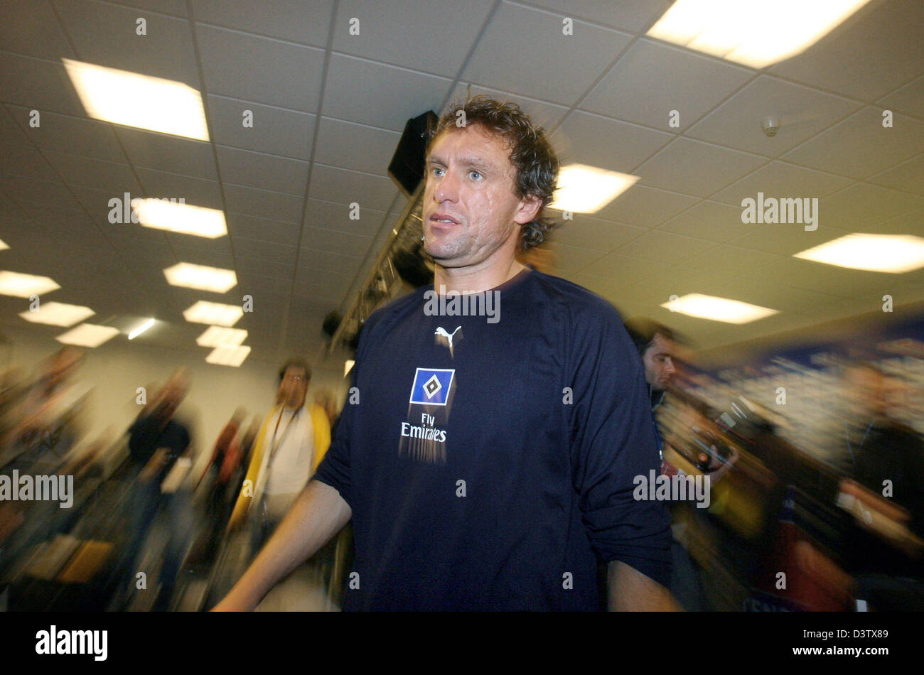 Hamburg head coach Thomas Doll pictured after the Bundesliga match ...