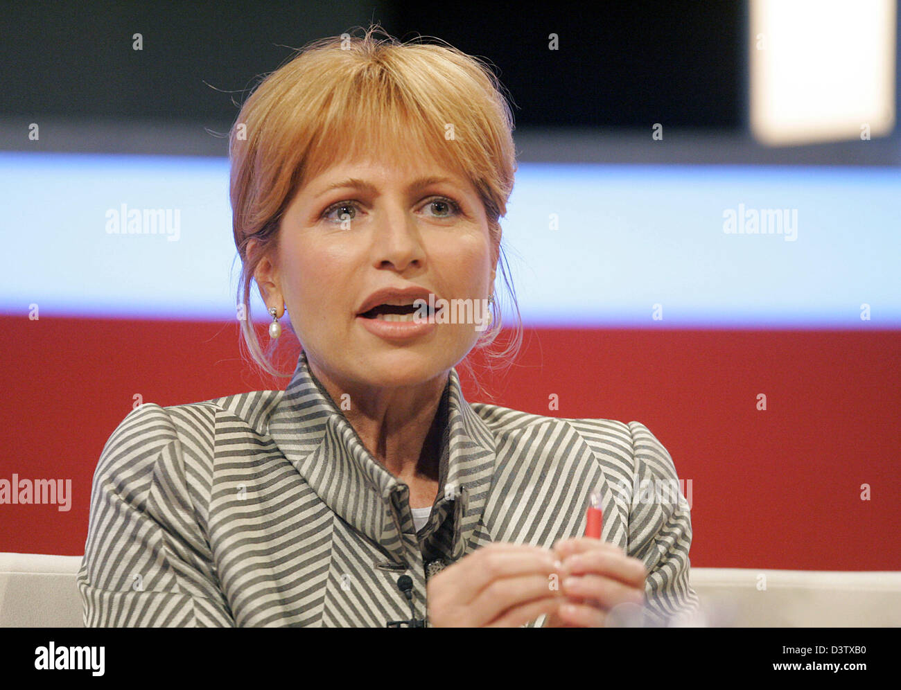 Lilli gruber hi-res stock photography and images - Alamy