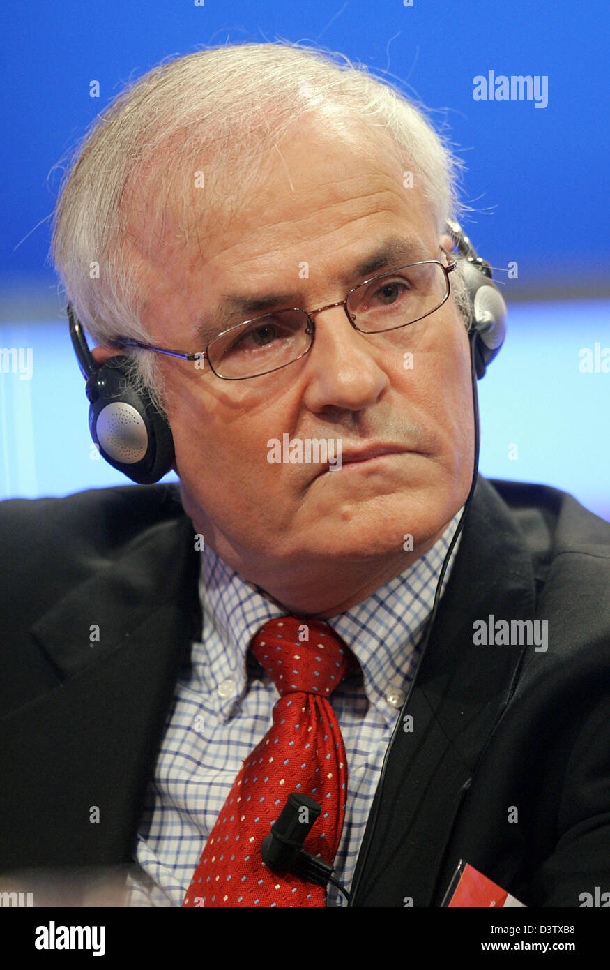 Aidan White, General Secretary of the International Federation of ...
