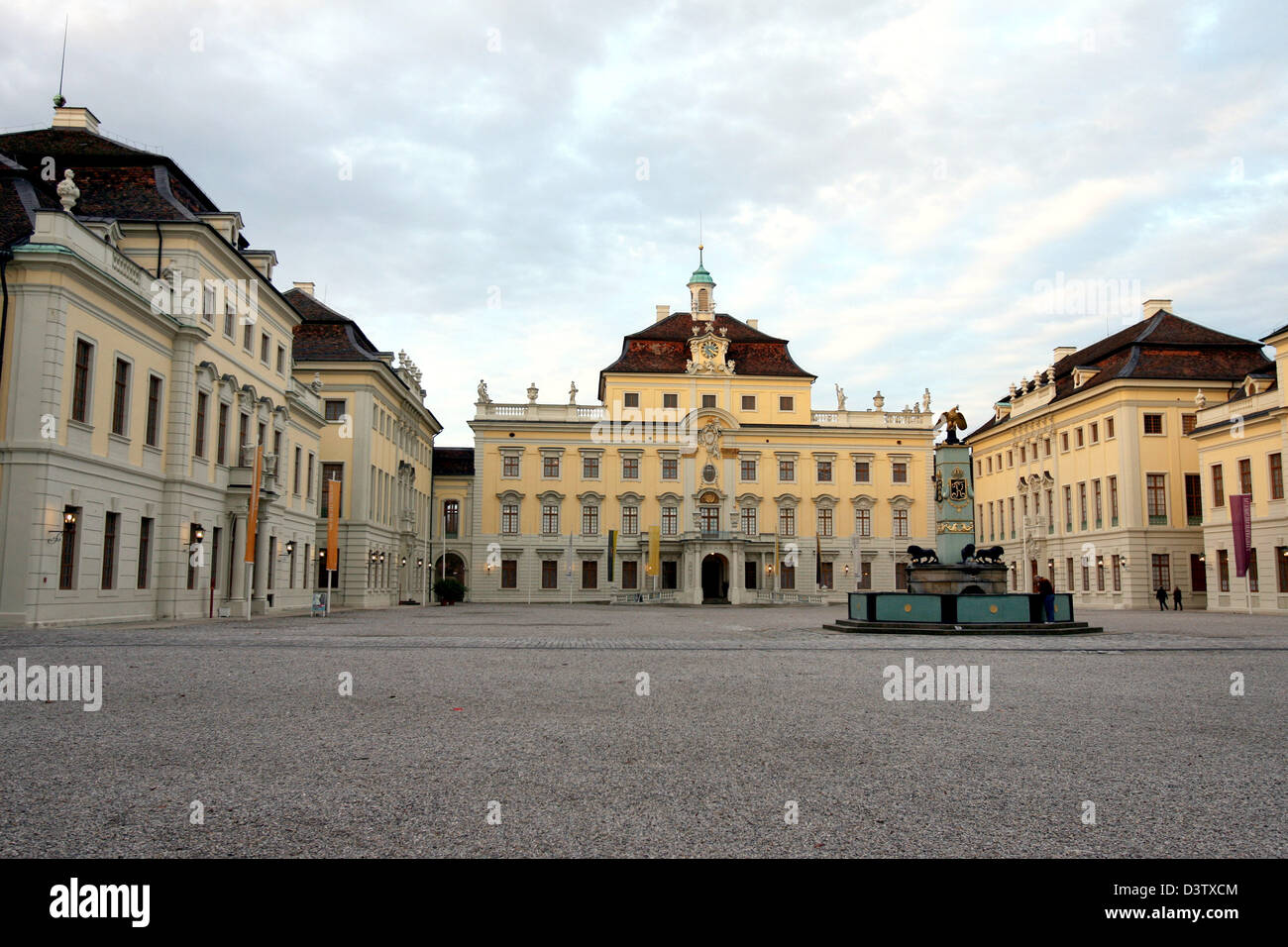 The picture shows the Ludwigsburg Palace near Stuttgart, Germany, 23 ...