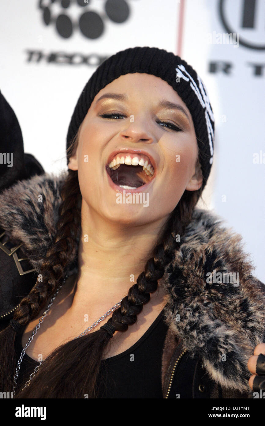 German teenie singer liza li hi-res stock photography and images - Alamy