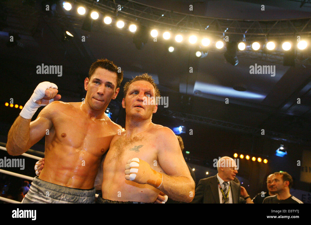 27-year-old Middleweight boxer Felix Sturm (L) and his defeated ...