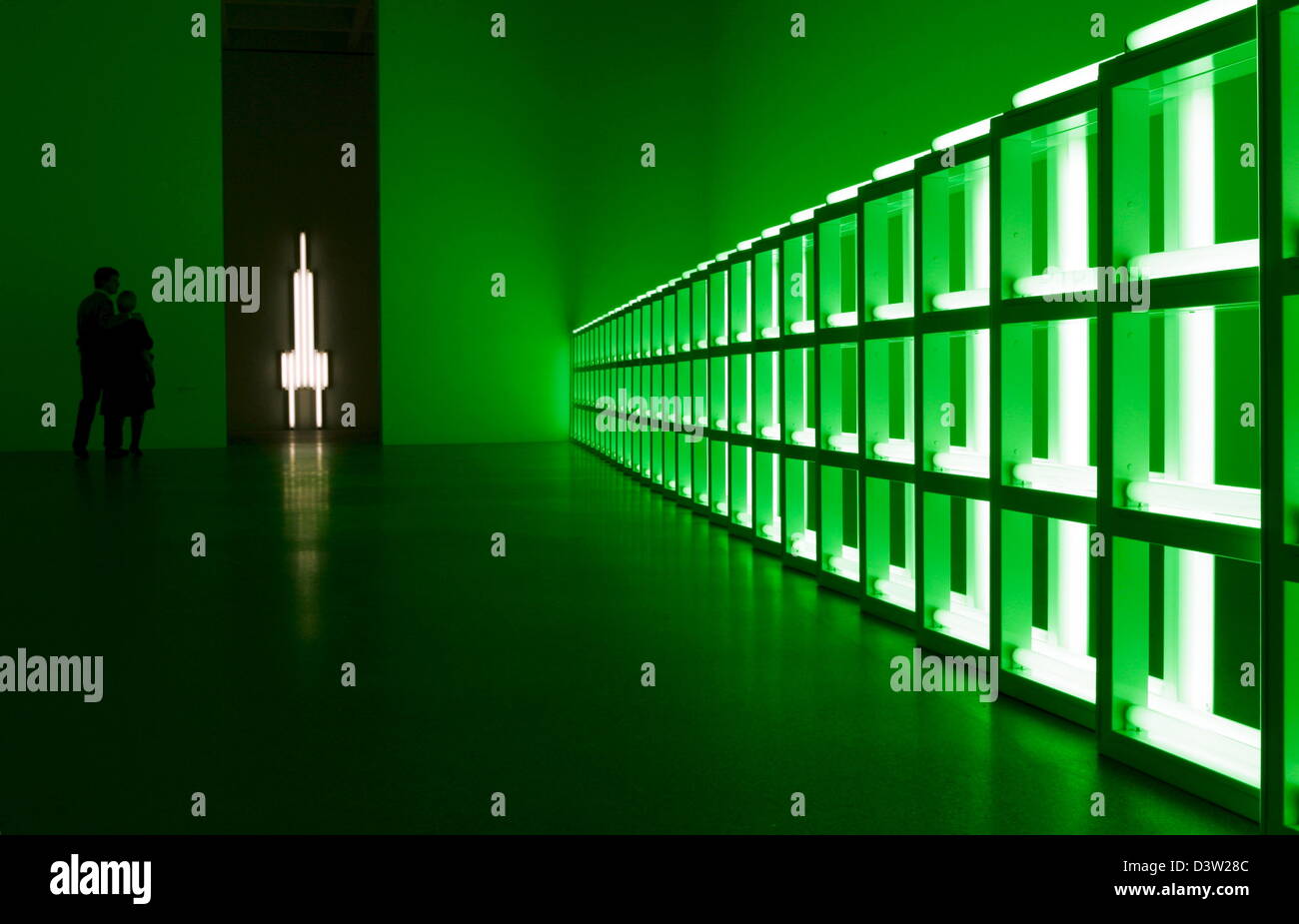 Visitors of the Pinakothek of Modernity examine one of 70 works by US ...