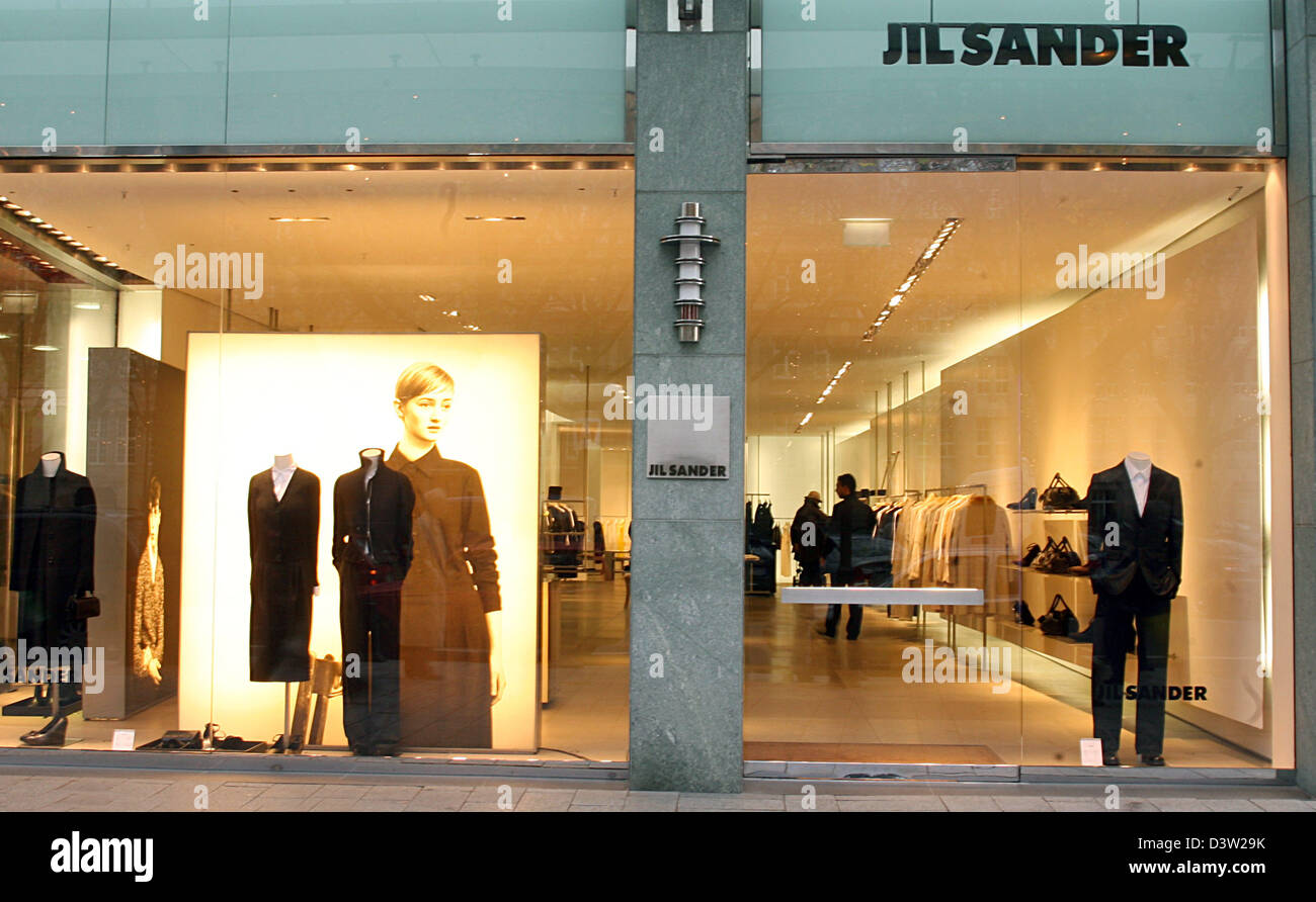 The picture shows the display window of fashion label Jil Sander at ...