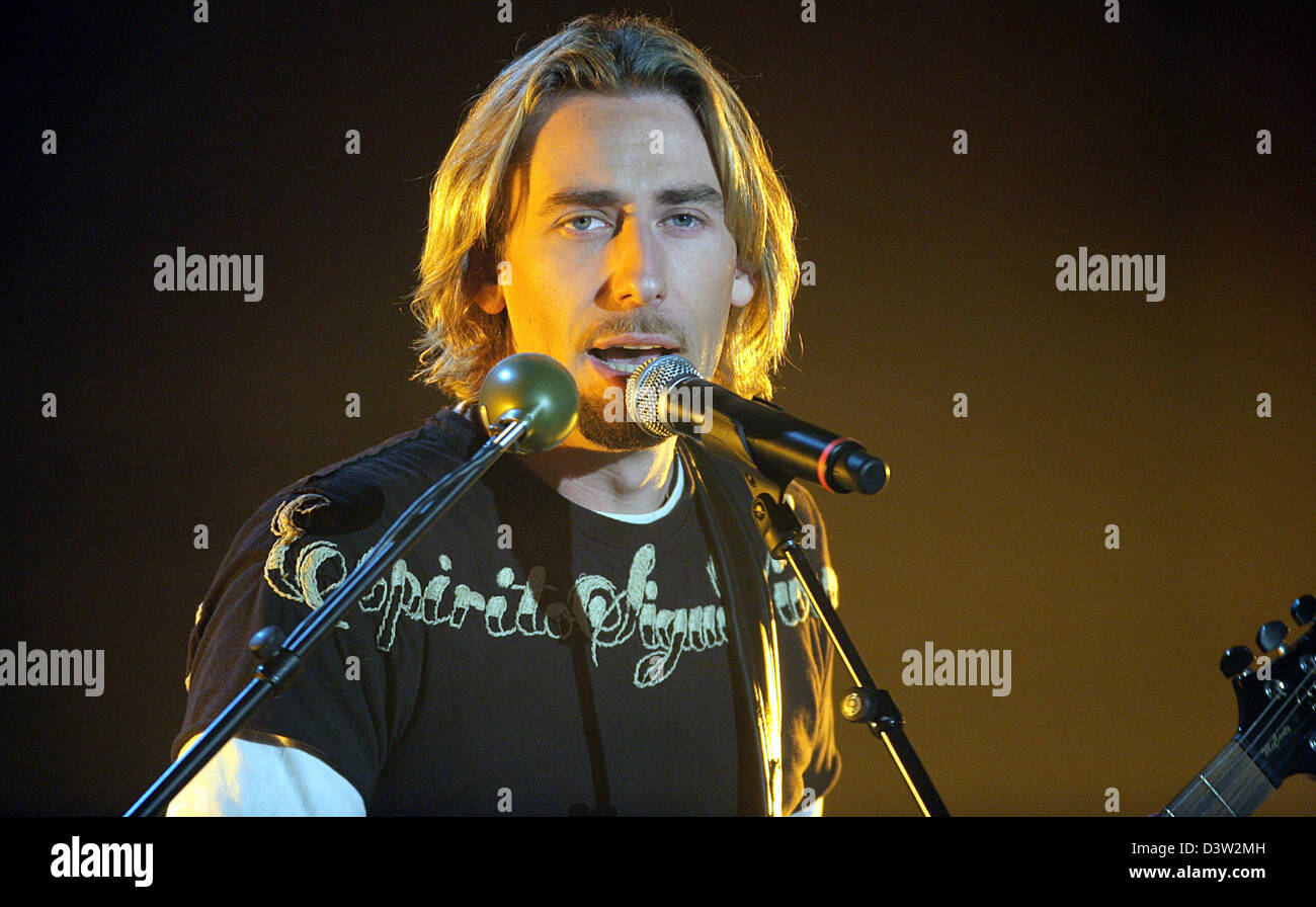 Chad Kroeger, singer of Canadian rock band 'Nickelbag', sings at the TV ...