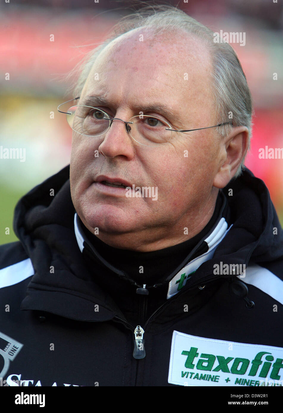 Braunschweig head coach Willi Reimann pictured during the Bundesliga ...