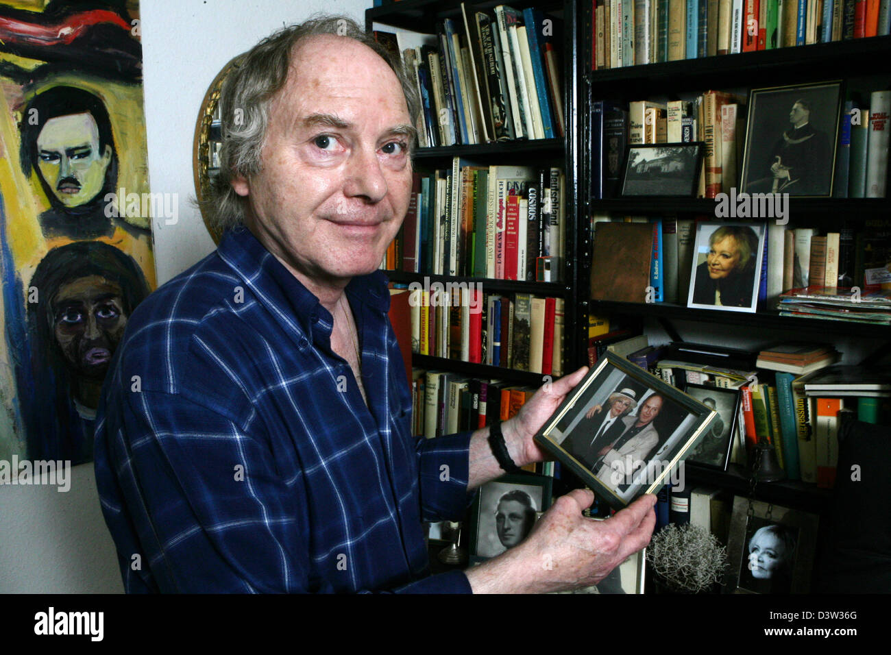 Paul von Schell (66), widower of German actress and singer Hildegard ...