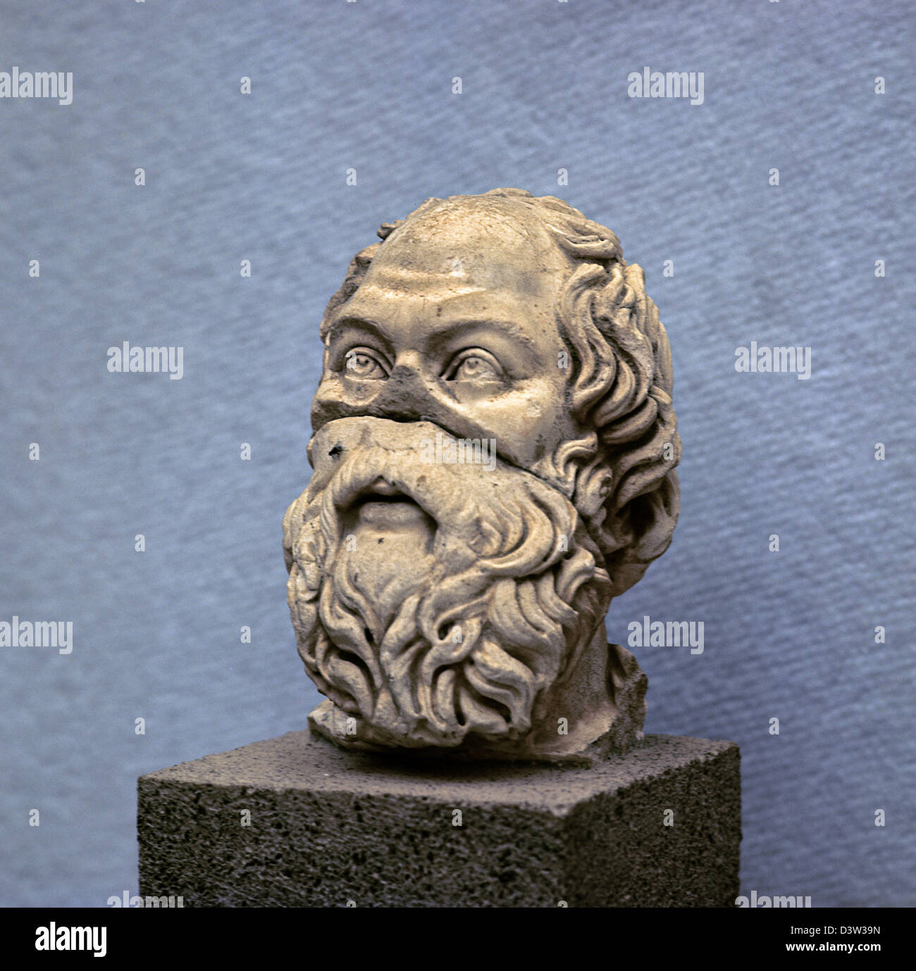 (dpa files) - The undated photo shows a bust of the classic Greek ...
