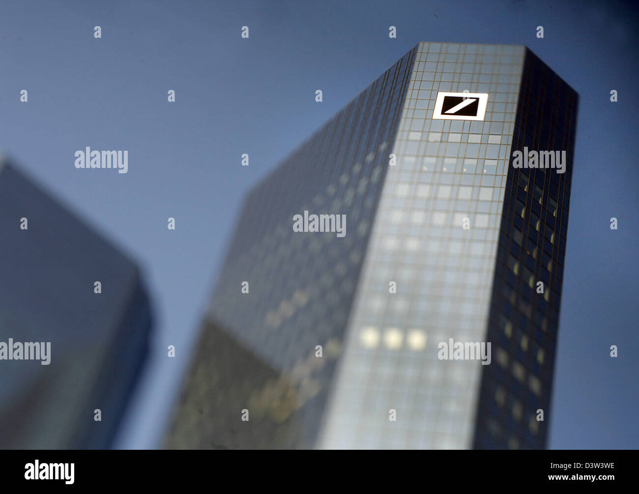 The photo shows the facade of the Deutsch Bank headquarters with the ...