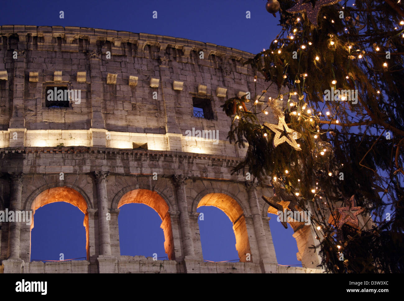 Christmas tree rome colosseum hi-res stock photography and images - Alamy