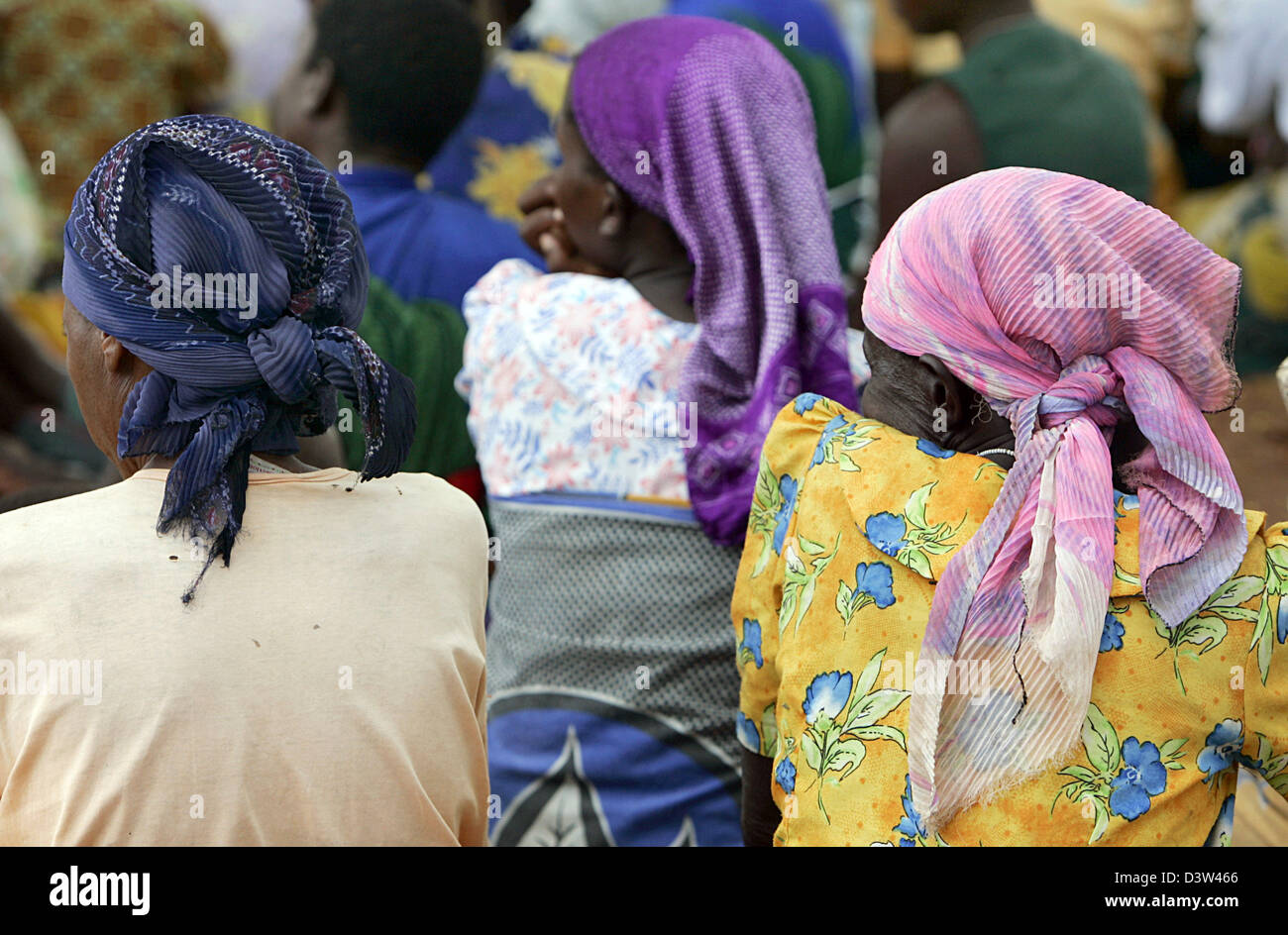 (dpa files) - Three women with headscarves are pictured in the village ...