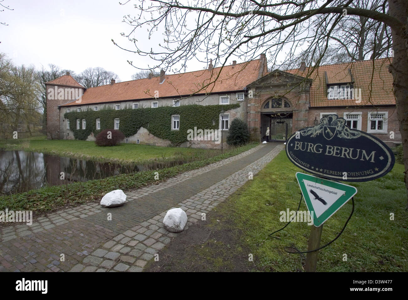 Berum castle hi-res stock photography and images - Alamy