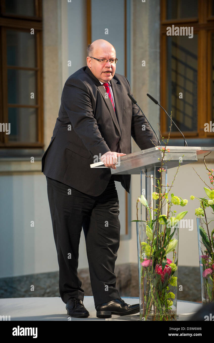 Prof Dr Hans Peter Beck High Resolution Stock Photography and Images ...