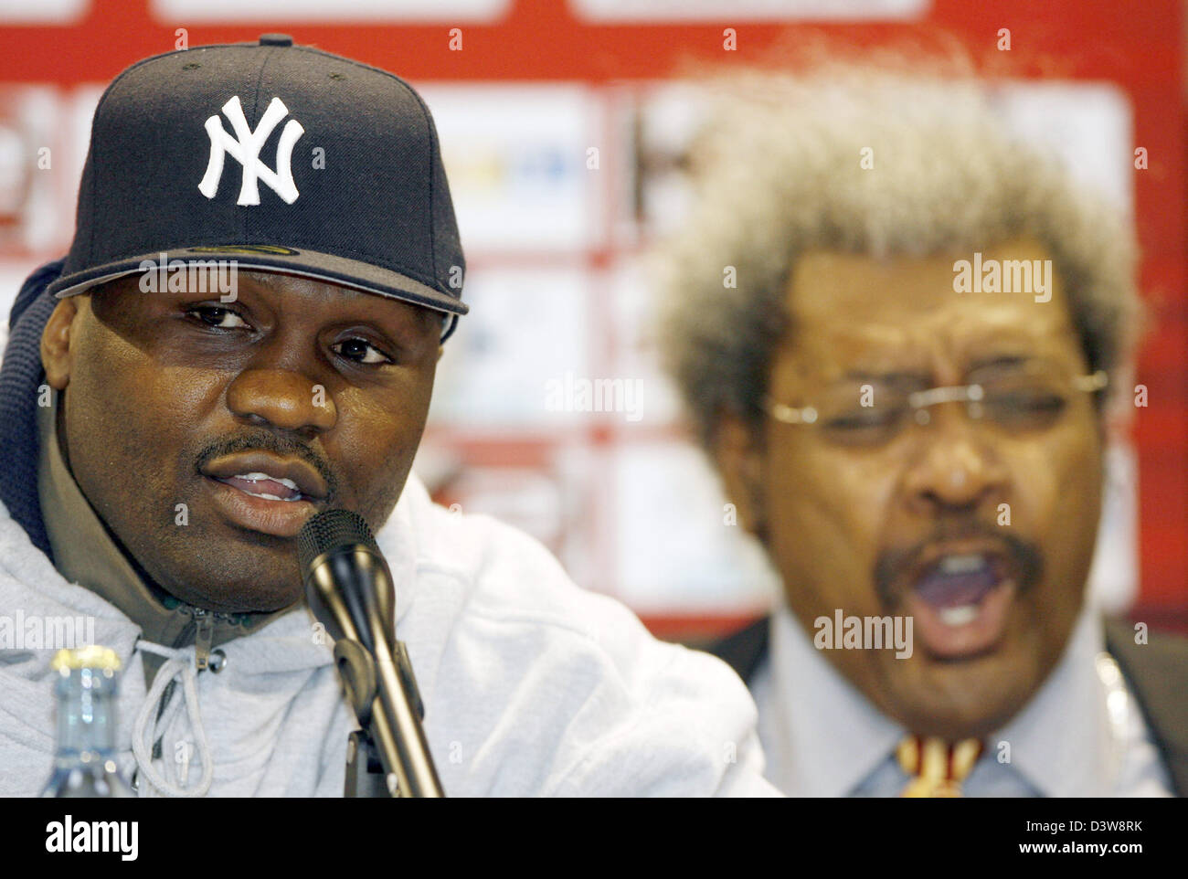 Boxer Ray Austin (L) from the USA and his promoter Don King (R) shown ...