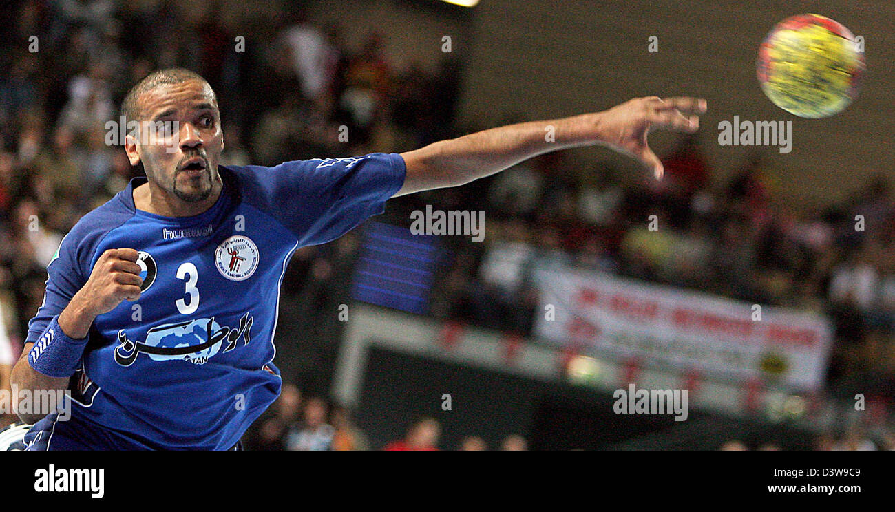Greenland vs kuwait hi-res stock photography and images - Alamy