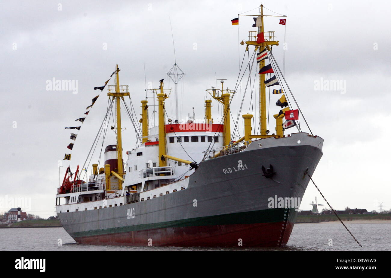 The new museum ship 'Old Lady' enters the harbour of Hamburg, Germany ...