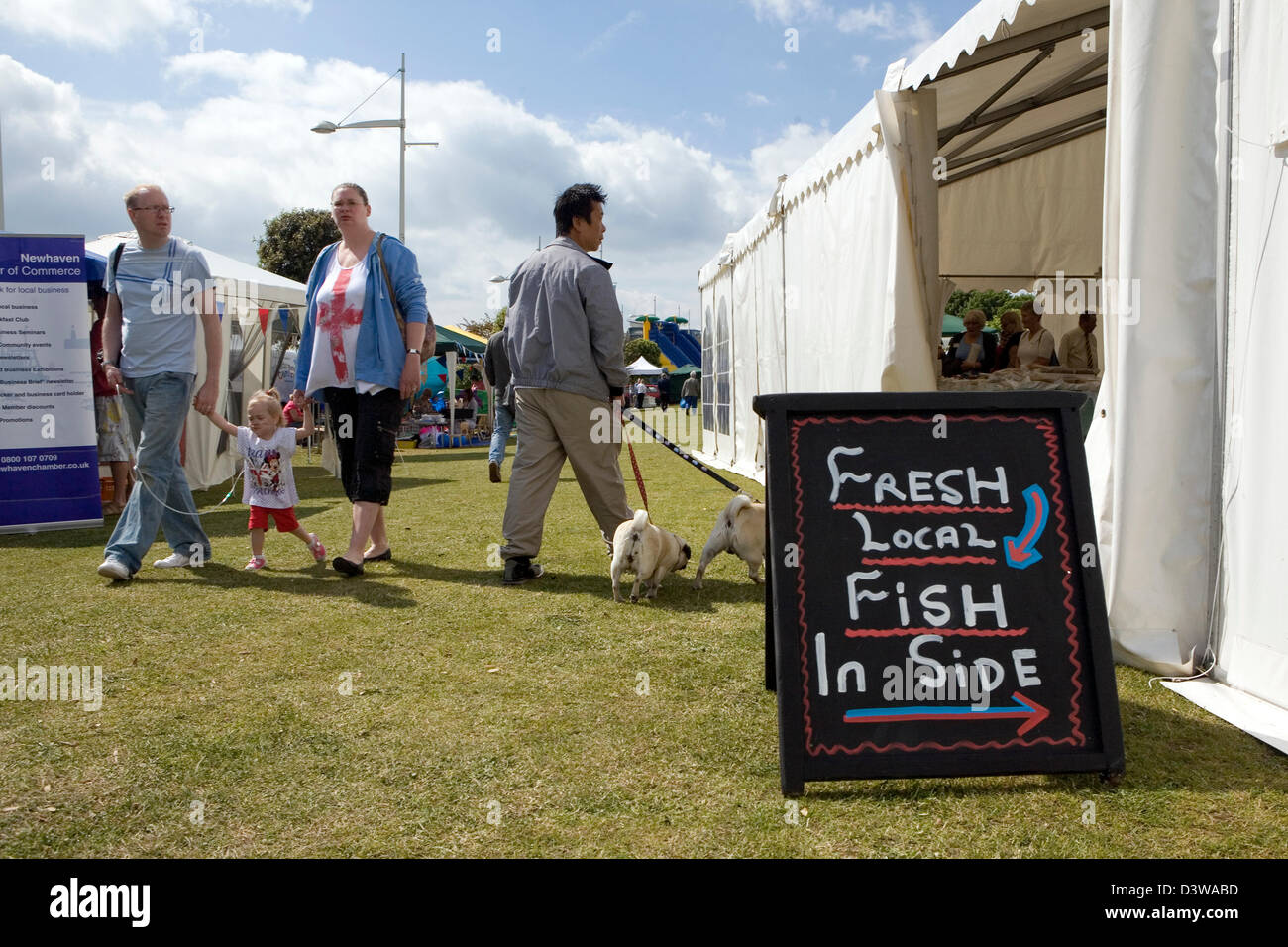 Scenes at a fish market in the coastal town of Newhaven in the UK ...