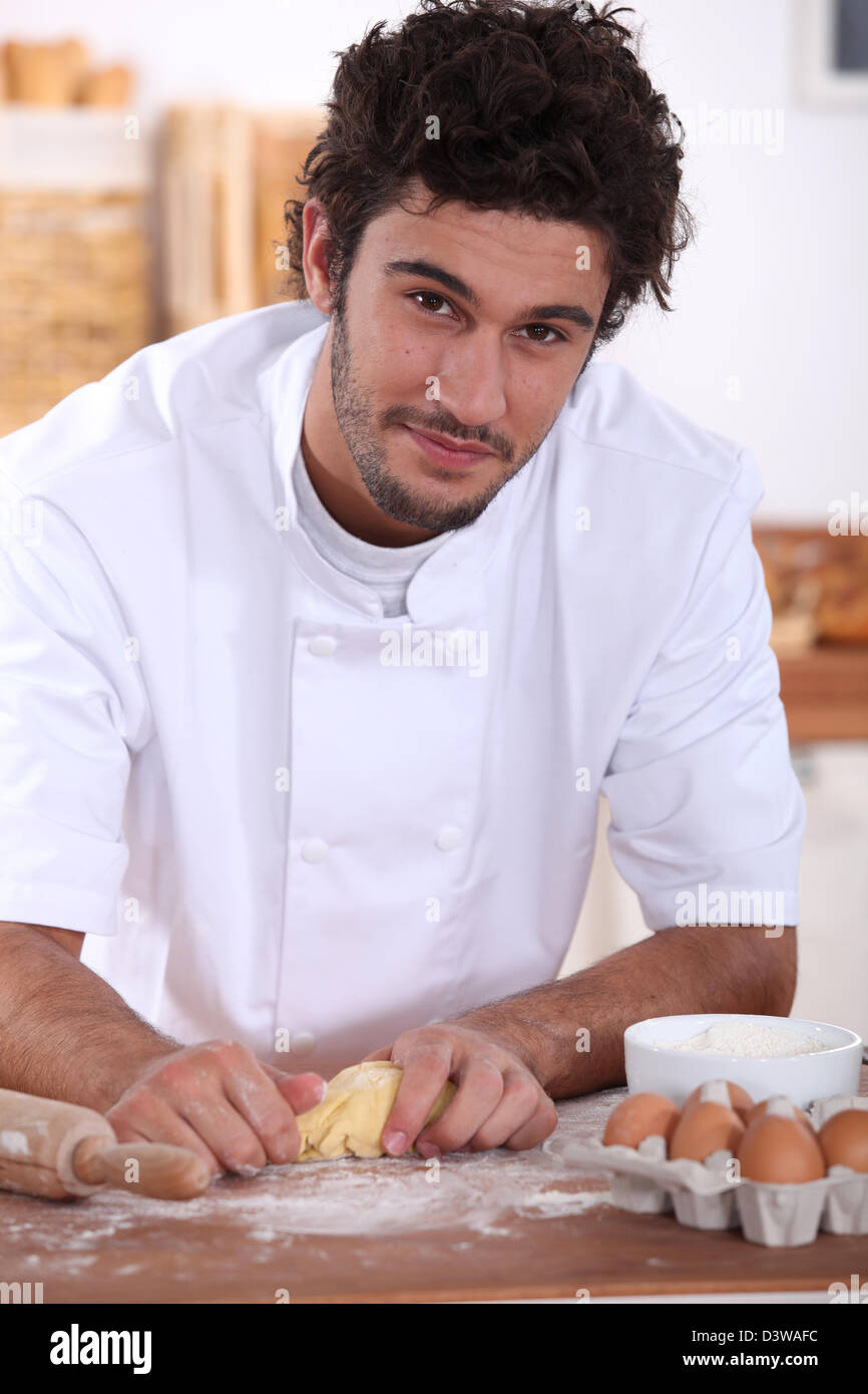 Pastry cook at work Stock Photo - Alamy