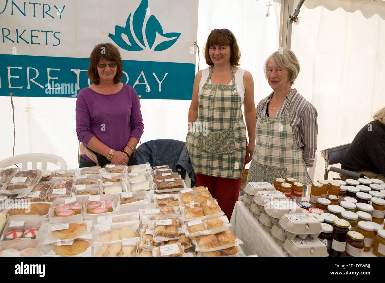 Scenes at a fish market in the coastal town of Newhaven in the UK ...