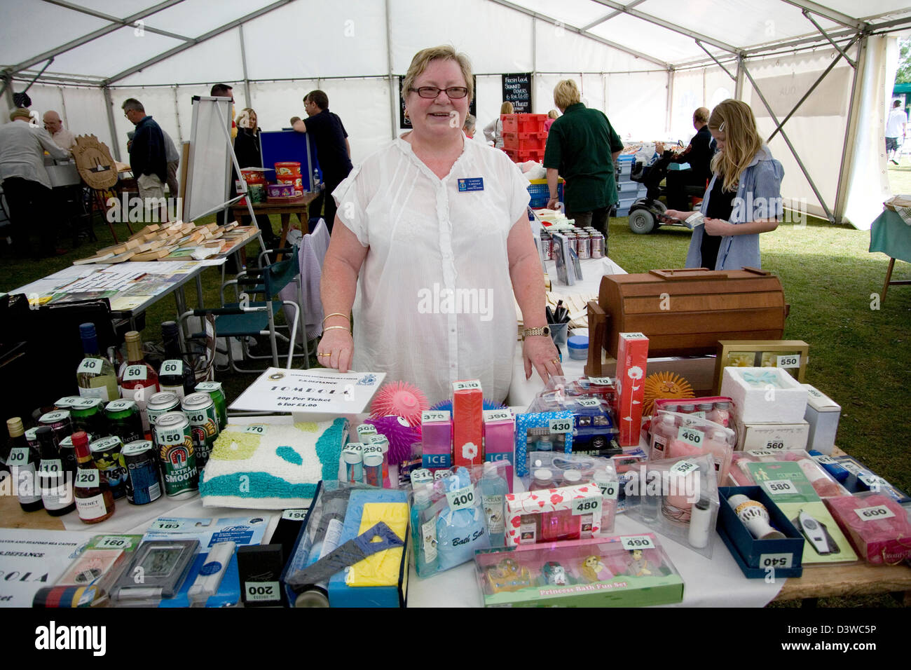 Scenes at a fish market in the coastal town of Newhaven in the UK ...