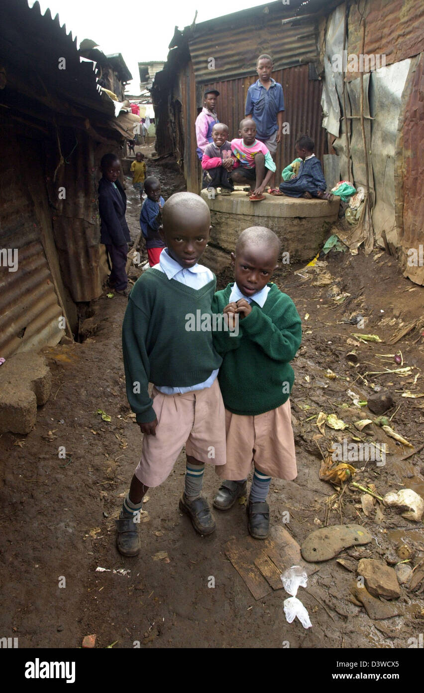 The Kenyan slum of Mathare, only five km from Nairobi city centre ...