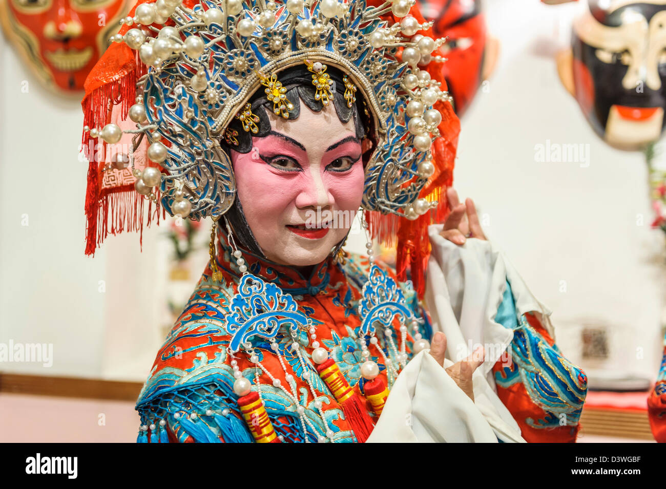 Asia singapore singer sing south hi-res stock photography and images ...