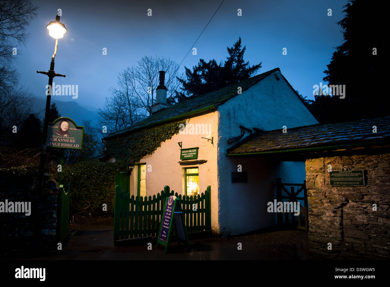 Grasmere Gingerbread shop at night Stock Photo - Alamy