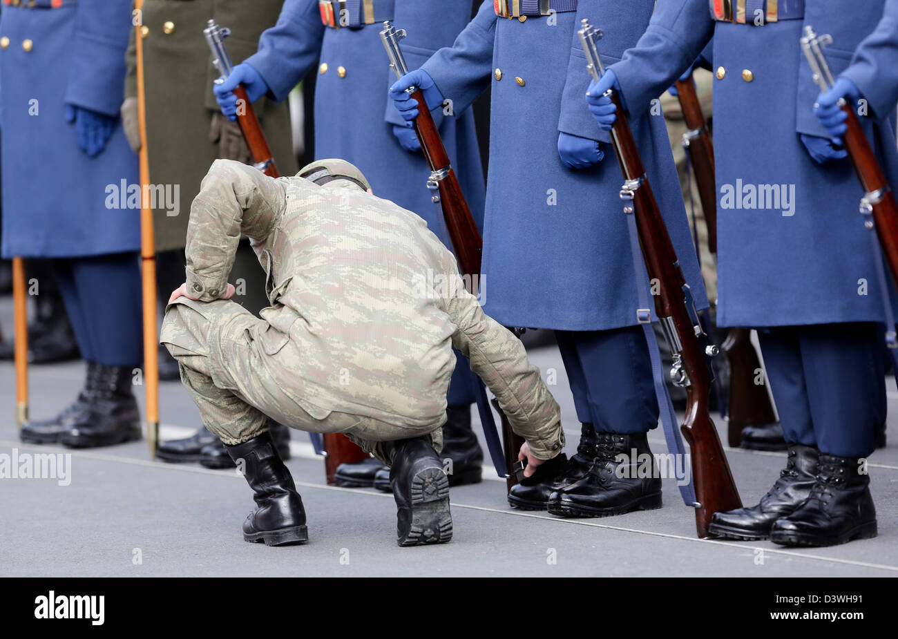 Soliders shoes are polished before the welcoming ceremony for German ...