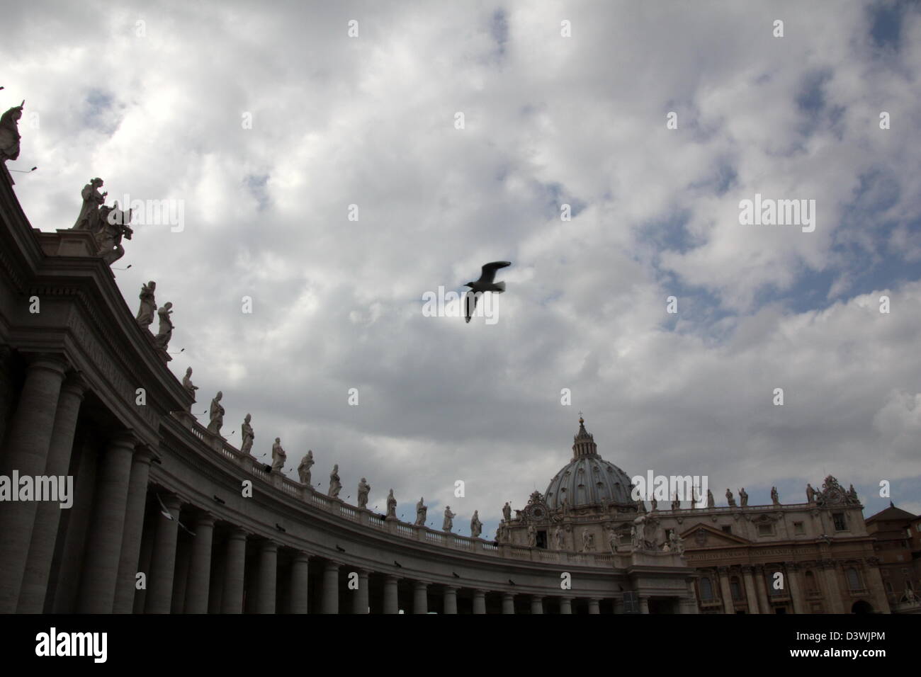Priest final blessing mass hi-res stock photography and images - Alamy
