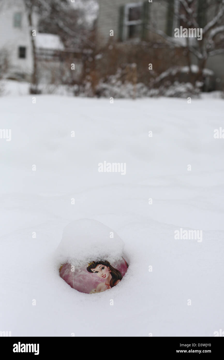 Buried in snow funny hi-res stock photography and images - Alamy