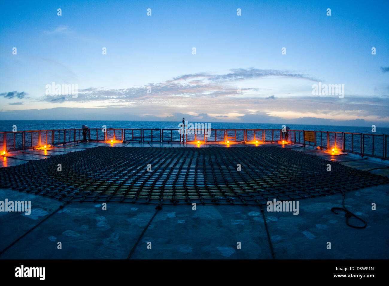 Helideck hi-res stock photography and images - Alamy