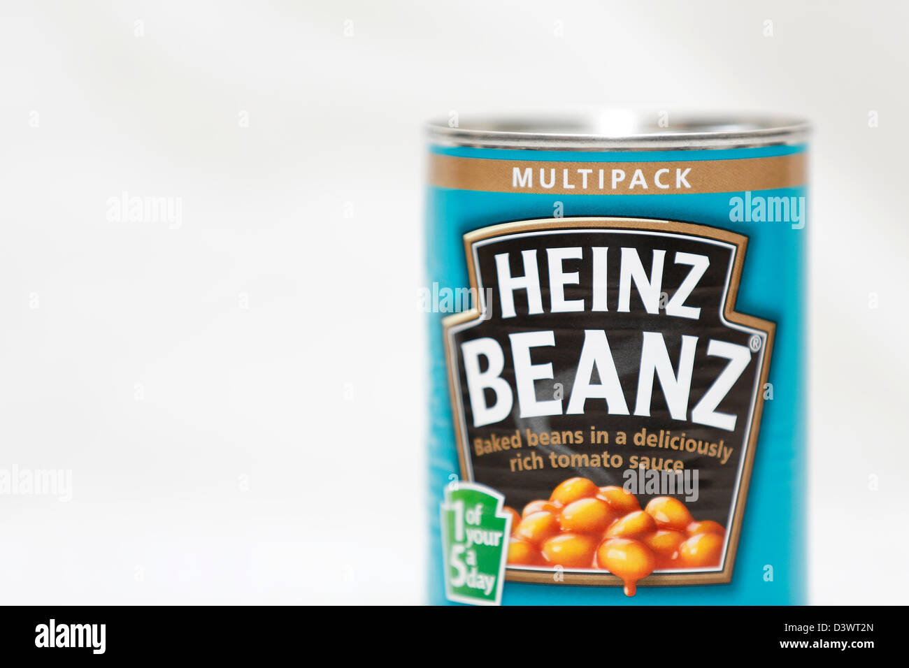 Tins of beans hi-res stock photography and images - Alamy