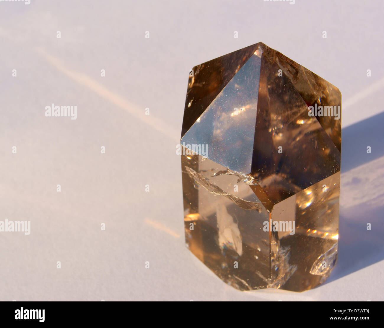 Smoky quartz hi-res stock photography and images - Alamy