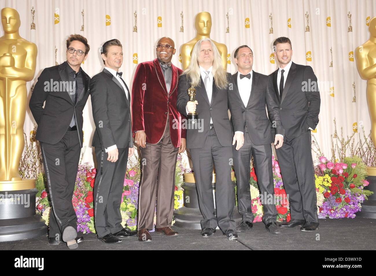 Robert Downey Jr., Jeremy Renner, Samuel L. Jackson, Claudio Miranda ...