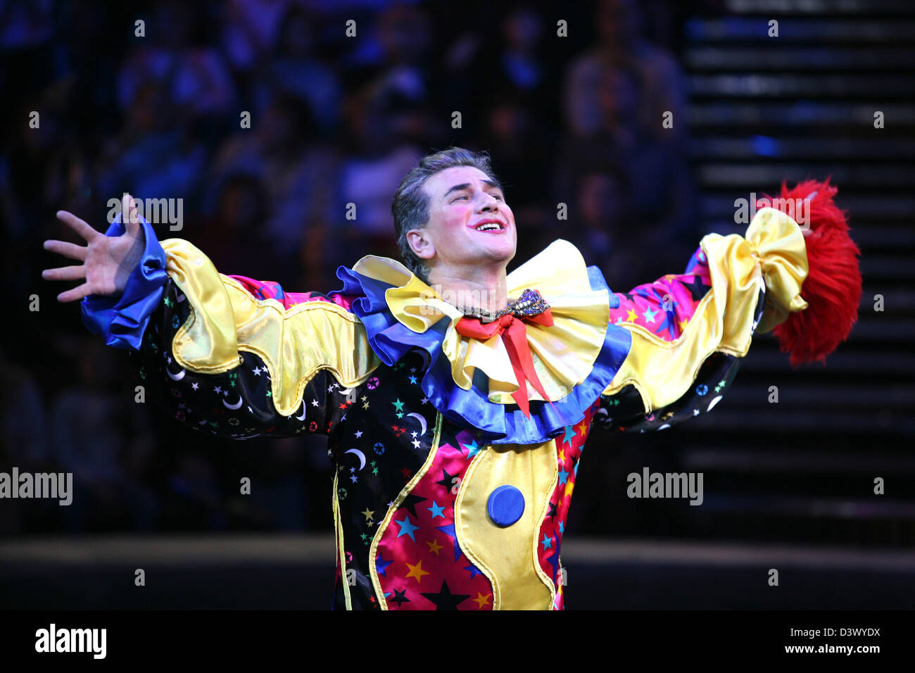 RUSSIA, MOSCOW 21 NOVEMBER 2006: Russian actror in Big Moscow circus in ...