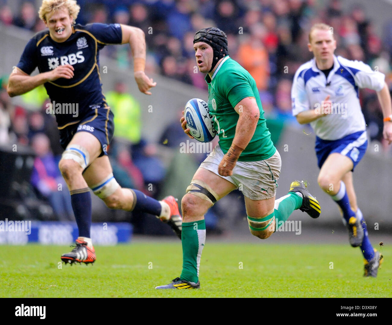 Edinburgh, UK. 24th February 2013. Sean O'Brien of Ireland - RBS 6 ...