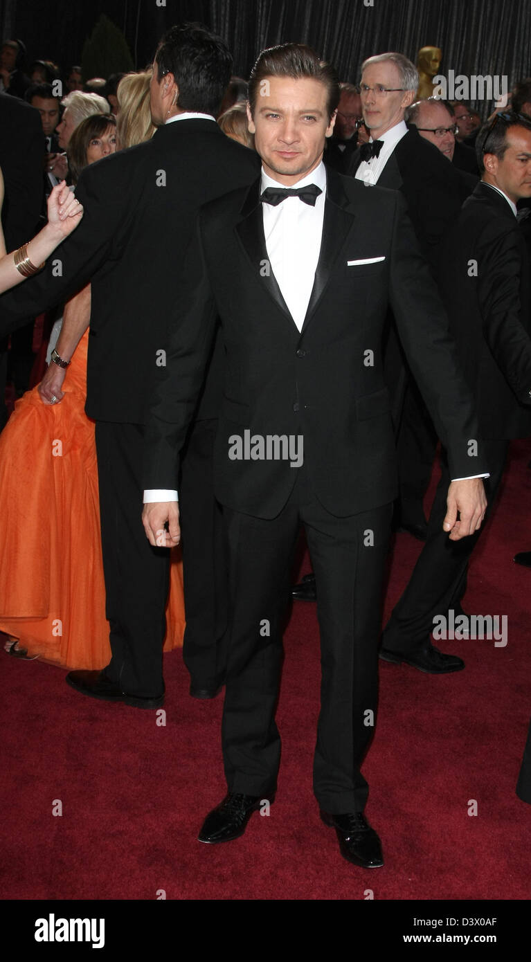 JEREMY RENNER 85TH ACADEMY AWARDS ARRIVALS DOLBY THEATRE LOS ANGELES ...