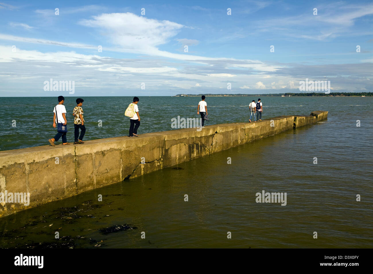 Philippine school children hi-res stock photography and images - Alamy