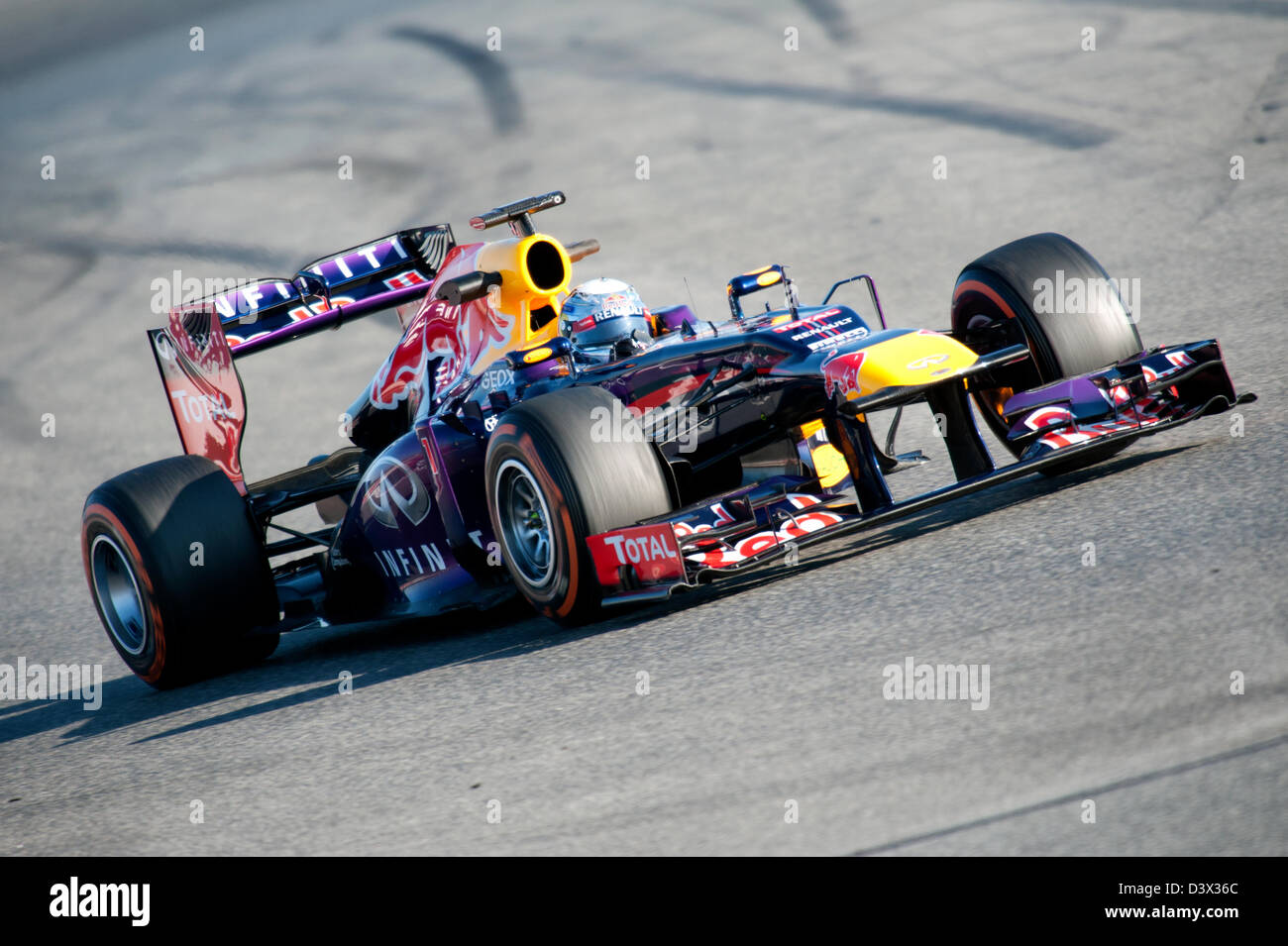 Sebastian Vettel (GER), Red Bull Racing Renault RB9, Formula 1 testing ...