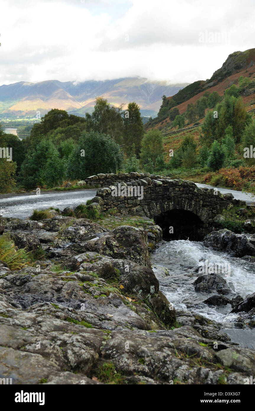 Moss covered bridge hi-res stock photography and images - Alamy