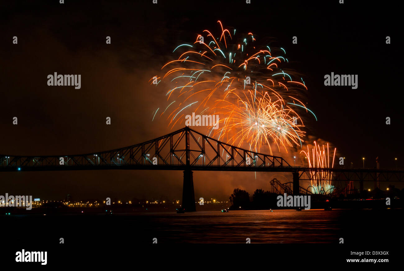 La ronde hi-res stock photography and images - Alamy