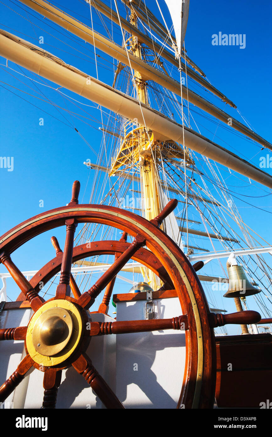 The royal clipper ship bell hi-res stock photography and images - Alamy