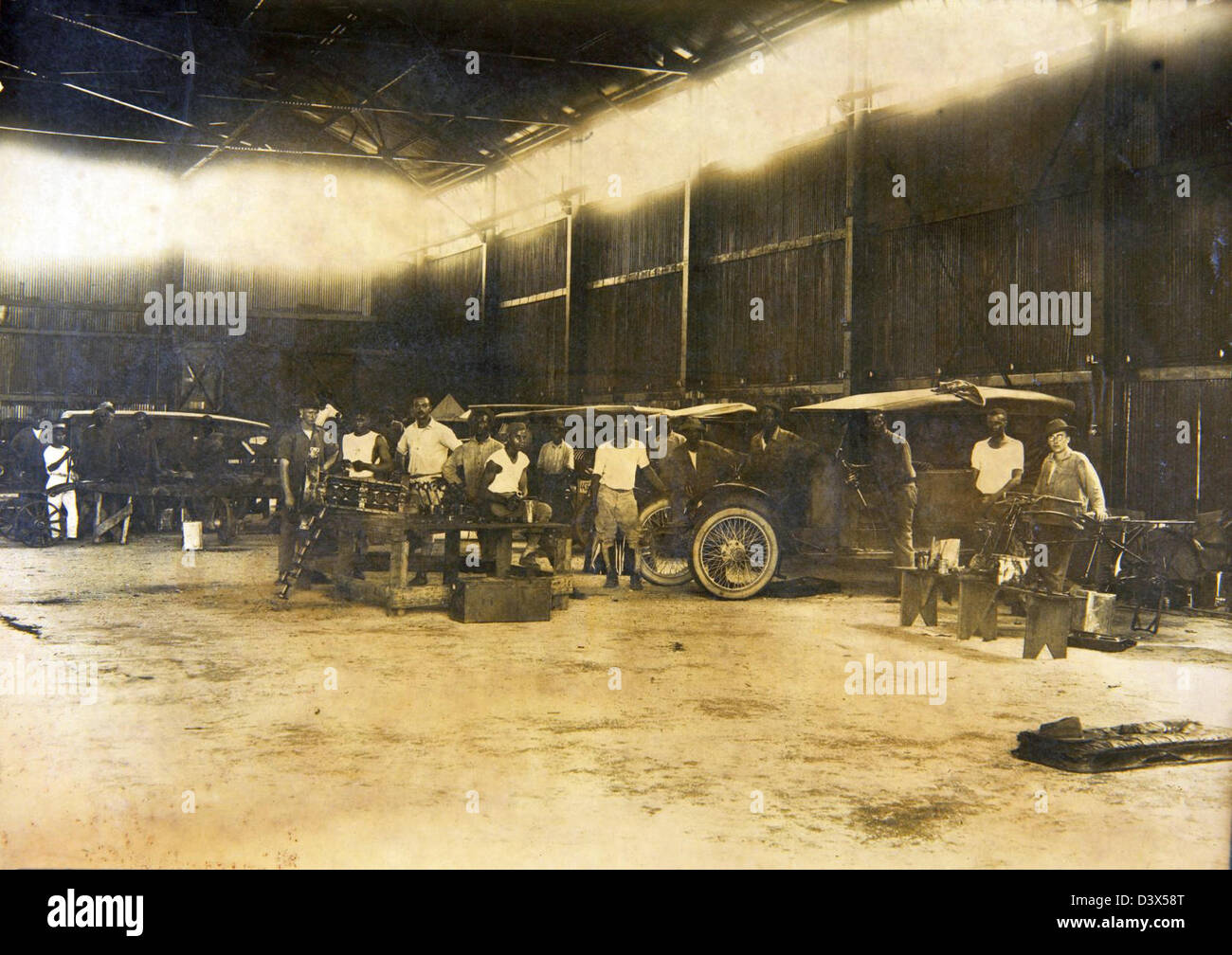 This photograph is part of the special collection of Colonel L.C. Hurd ...
