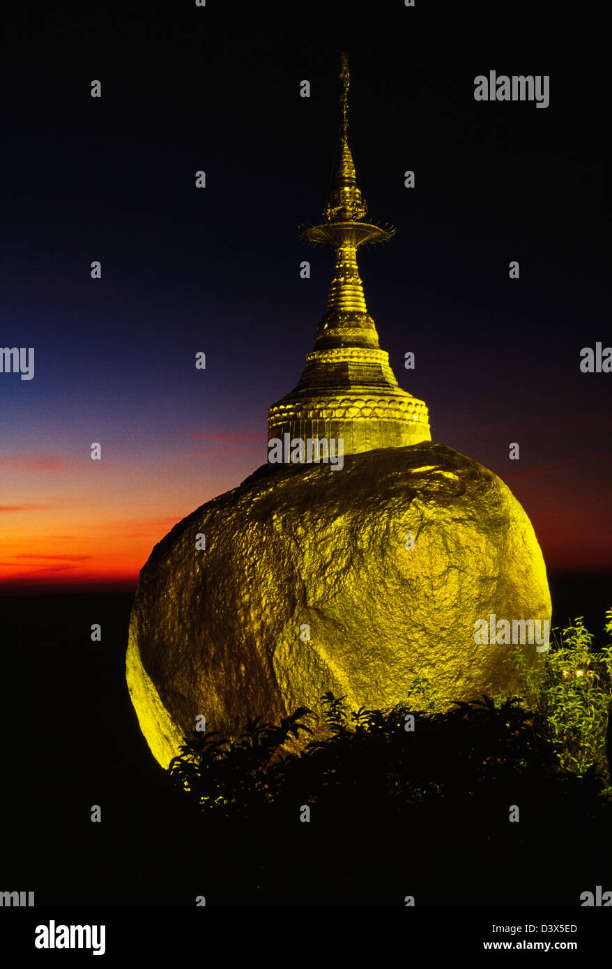 Balancing rock myanmar hi-res stock photography and images - Alamy