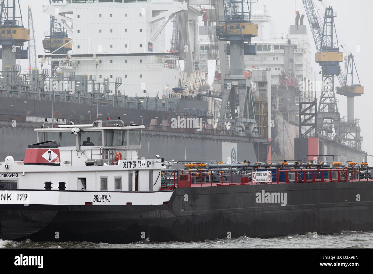 Hamburg, Germany, Dettmer Tank tanker in the Port of Hamburg Stock ...