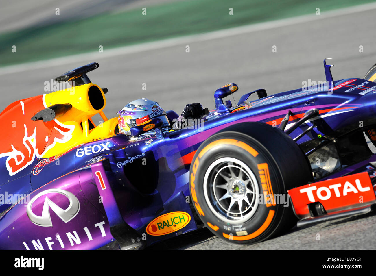 Red bull rb9 formula one hi-res stock photography and images - Alamy