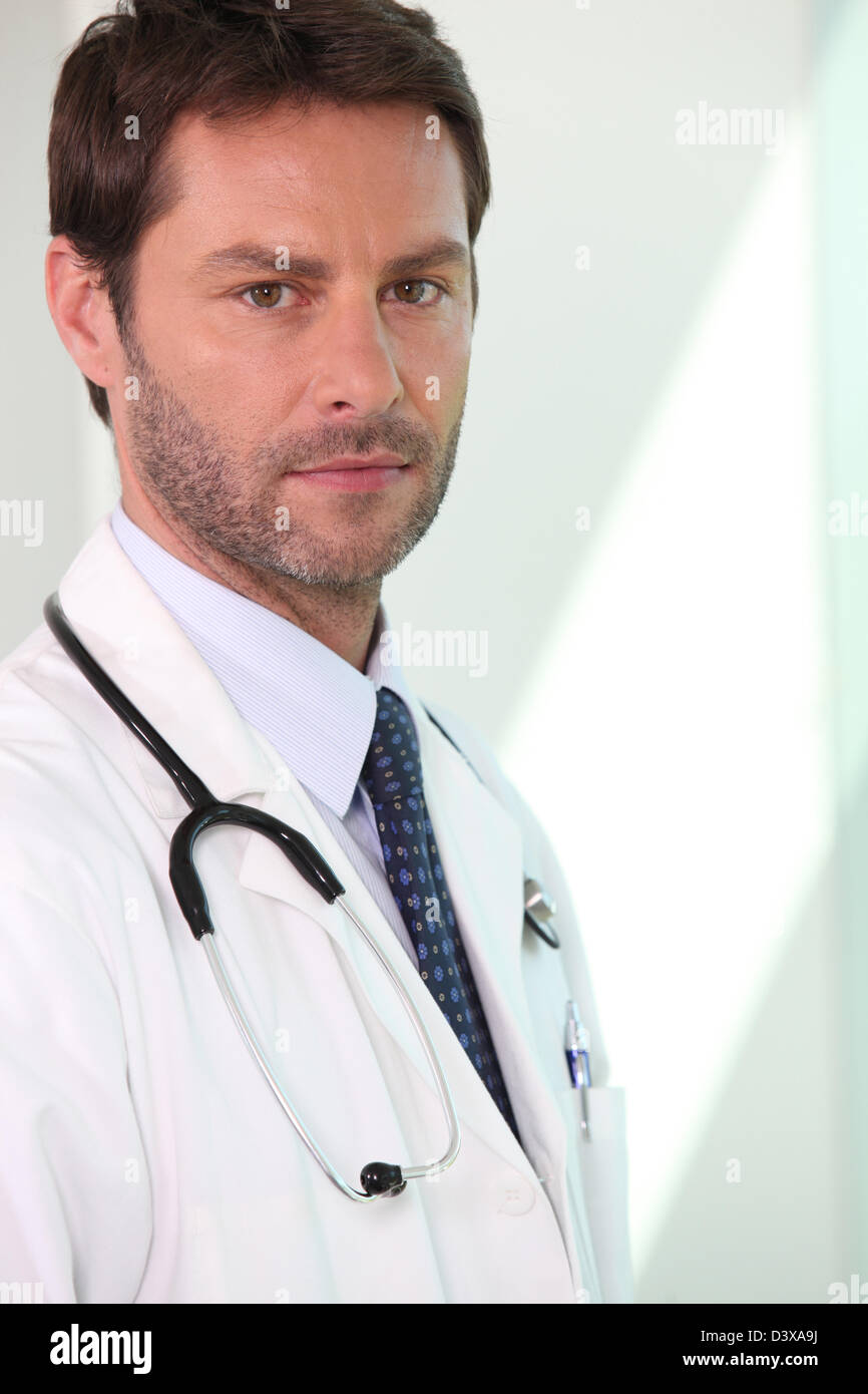 Portrait of doctor Stock Photo - Alamy